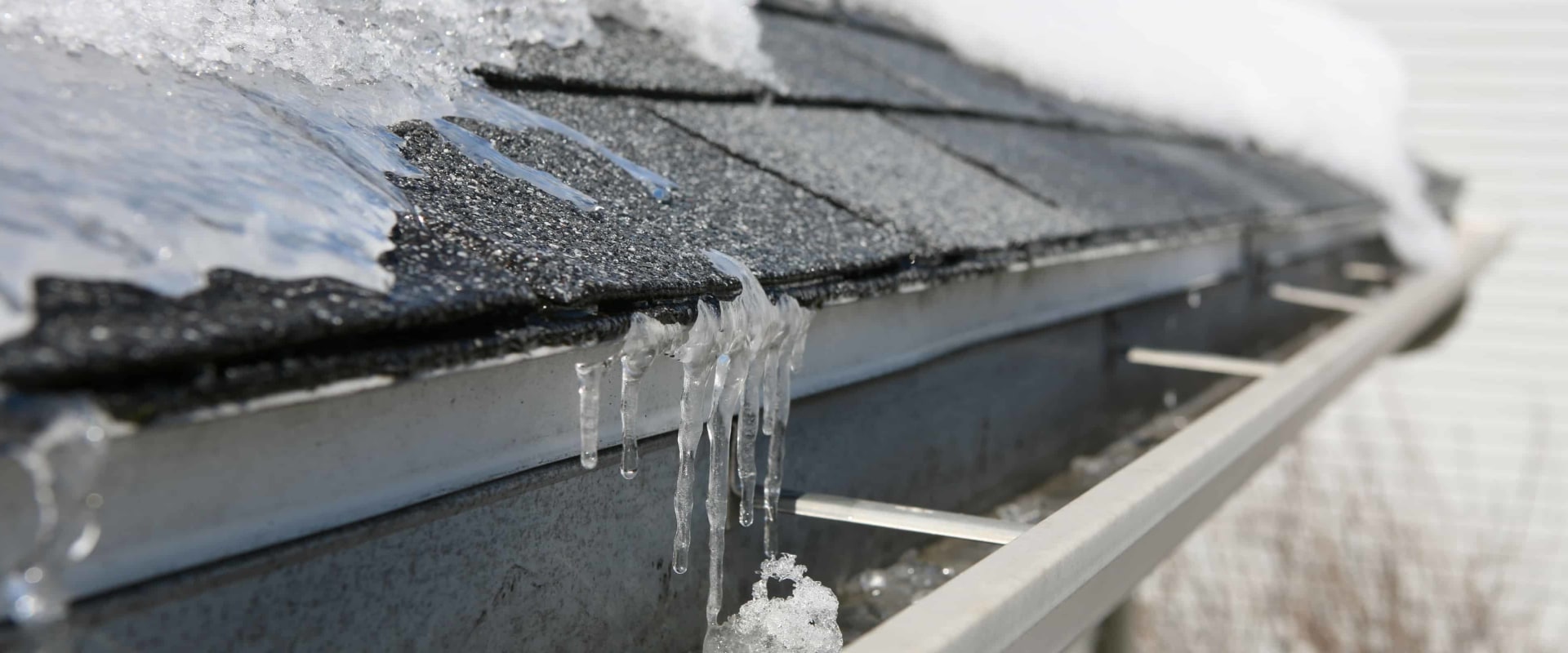 Can You Re-Roof in Cold Weather? Expert Advice on Roofing in Cold Climates